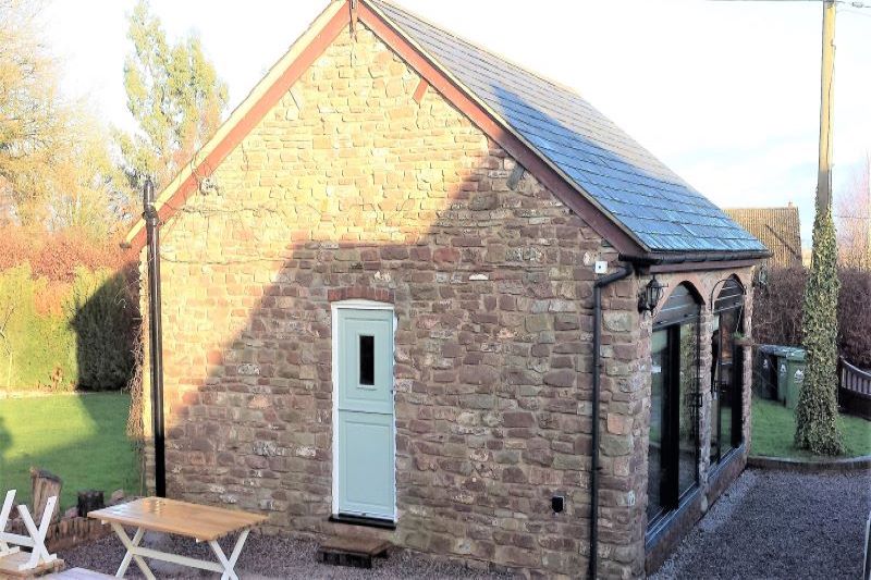 Barn to home office conversion, Newnham - Signature: Sean Horler